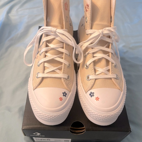 Converse | Shoes | Converse Chuck Taylor W 7 Tan Hightops With Floral ...